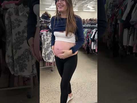 Prego girl farting again credit:lillyvig #gassy #farting #pregnancy
