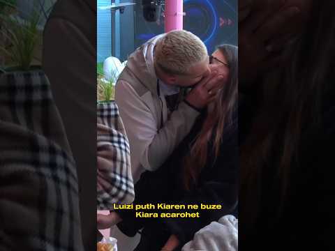 Luizi puth Kiaren ne buze Kiara acarohet #luizejlli #kiaratito