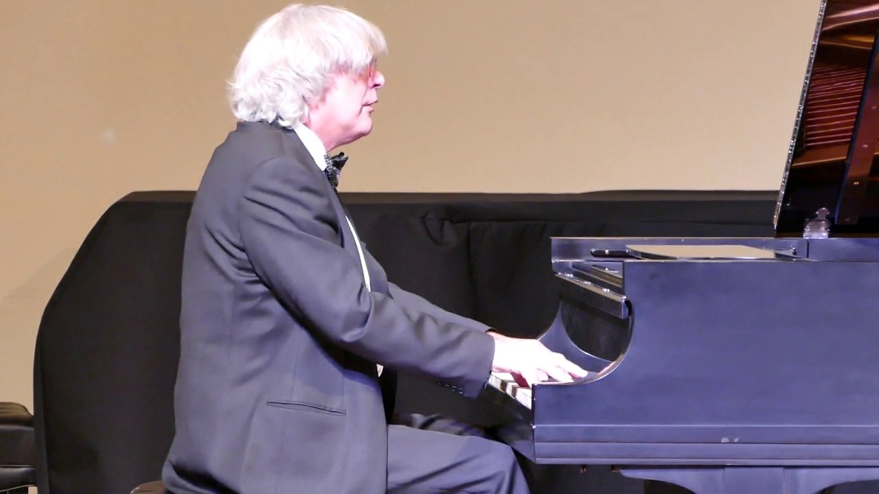 L. V. Beethoven, Sonata in C minor, Op. 13 Pathetique, Pierre Jasmin, piano
