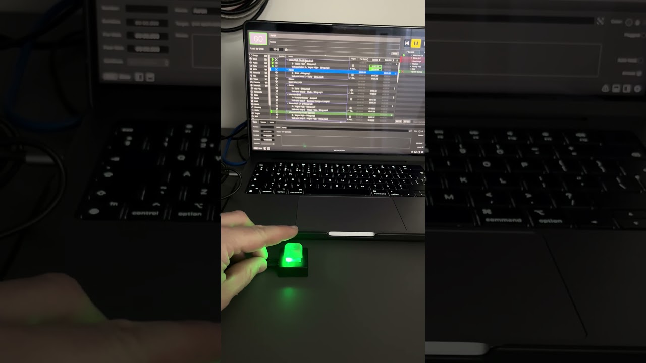 QLAB GO Button Plug and Play. Macro Controller with LED. SPACE BAR Spacebar External