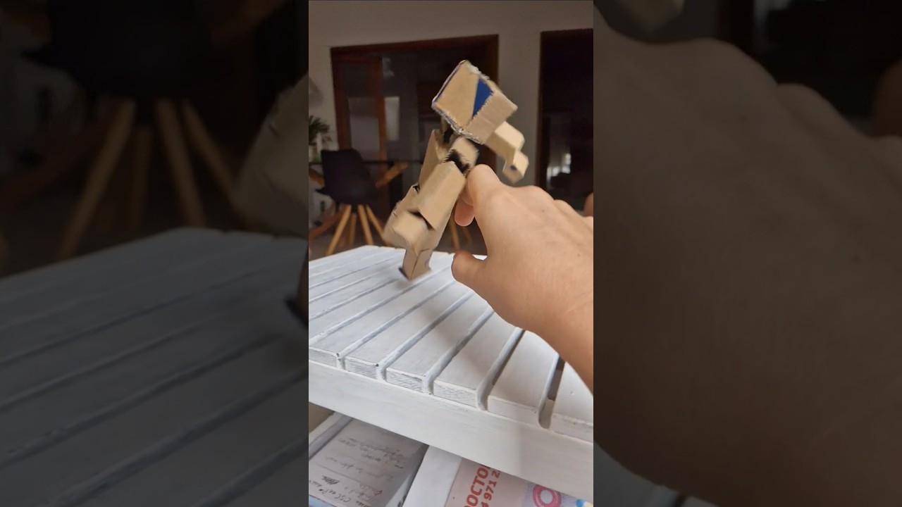 Cardboard ragdoll #ragdoll #memes #tutorial