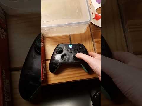 Pressing RS On Xbox Controller #xbox #controller #button