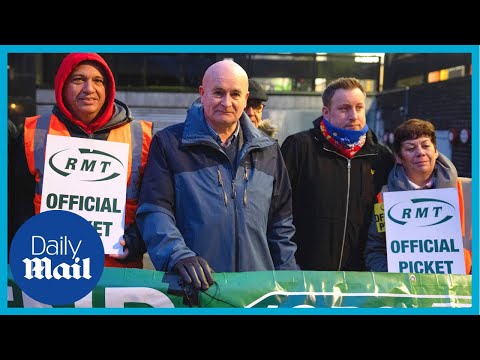 Train strikes: 96 hours of railway closures this week due to industrial action