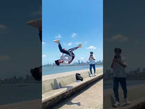 Flips reaction’s in Mumbai #trending #youtube #shorts #viral #music #reaction #girls #video