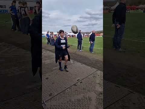 How cool is this Rugby Skill 😎🔥