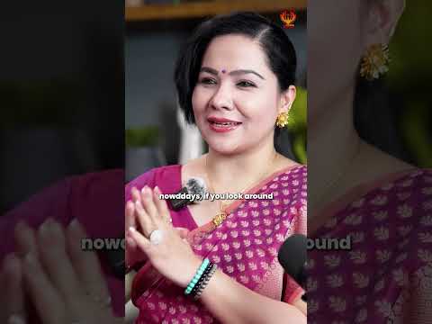 Should husbands touch their wife's feet? | Akshat Gupta | The Mumta Podcast #viralvideo #trending