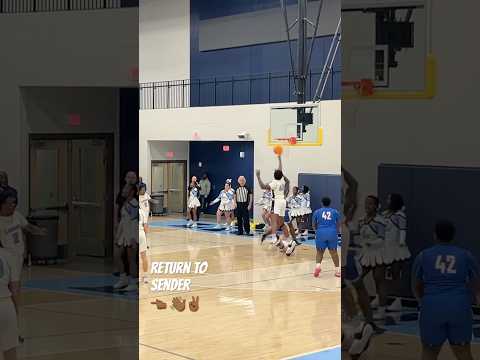 1 of many blocks for 6foot7 sophomore Jacob Williams #hoopshighlights #highschoolbasketball