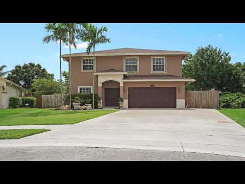 114 Nottingham Road, Royal Palm Beach, FL 33411