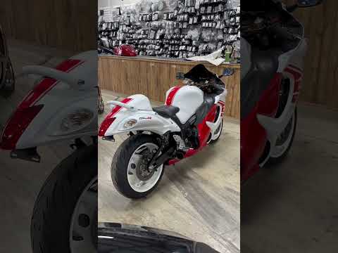 2018 Suzuki Hayabusa (Preowned) - 9K Miles - $11,999 All Things Chrome 615-431-2294!