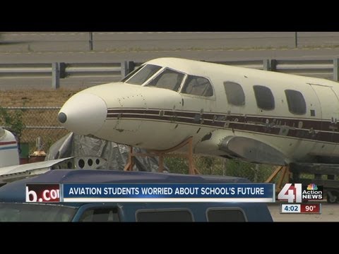 Kansas City aviation school threatens closure