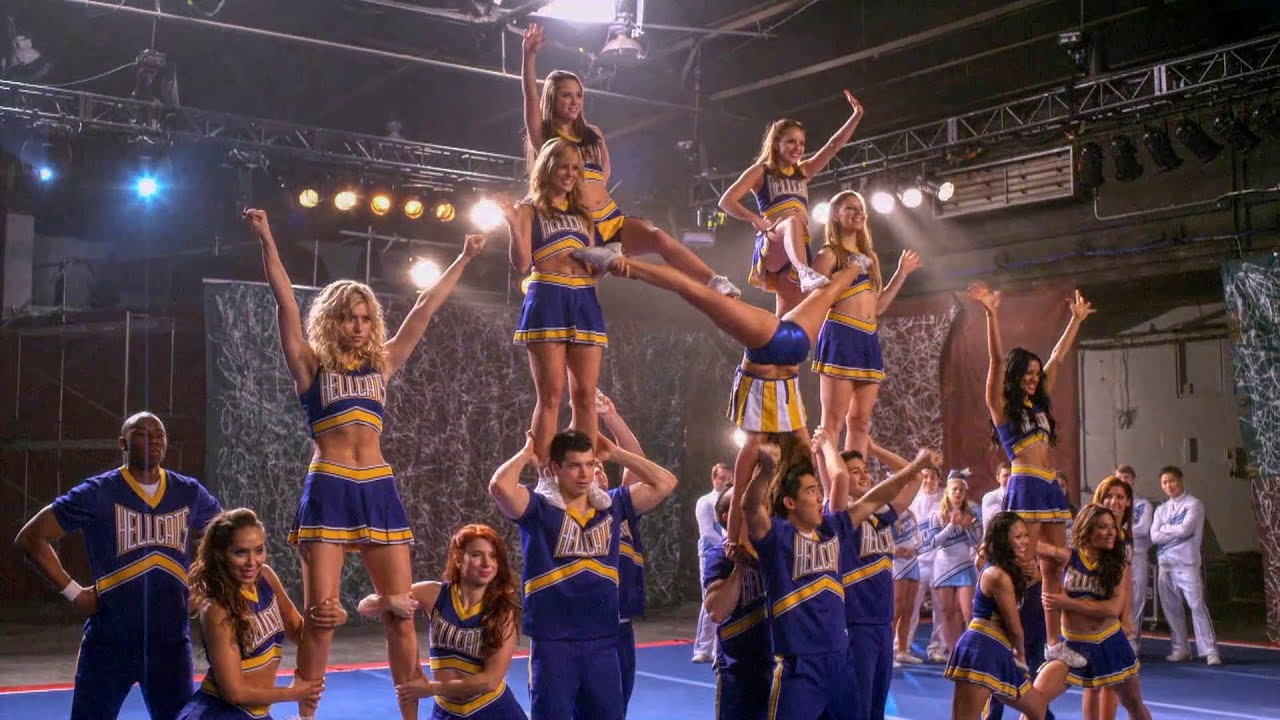Hellcats TvShow | HellCats VS. Cyclones - 