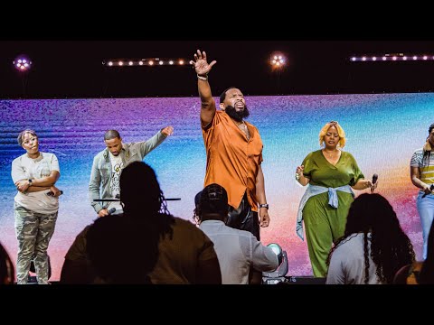 Moment of Worship with Pastor Mike Jr. // Jireh, Impossible, Amazing //