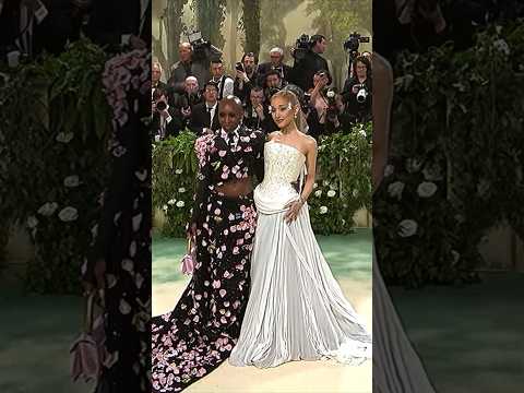 Ariana Grande arrives at Met Gala 2024