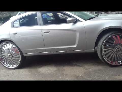 C2C CUSTOMS -DODGE CHARGER ON 30" DUB SPINNER RIMS!!! FOOTAGE!!!