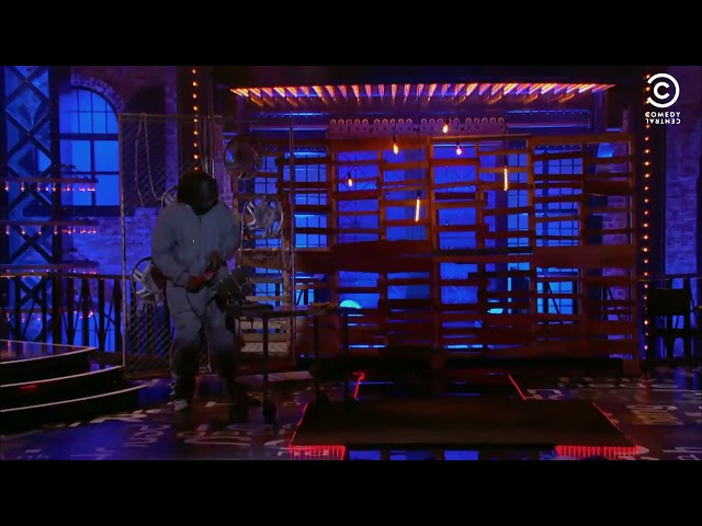 Watch: Shaquille O'Neal dons a jumpsuit and a wig to perform "Maniac ...