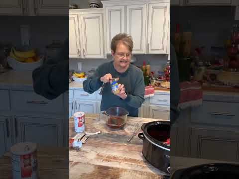 Deliciously simple Crockpot Beef Tips! Easy beef tips recipe! Best crockpot recipe