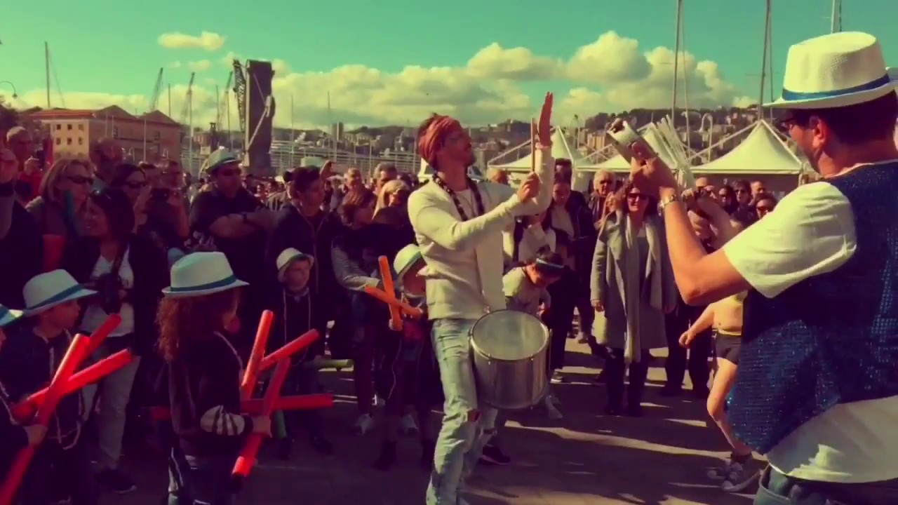 Bloco JA É Batucada- Live Street Percussions Batucada - 2017 Highlights