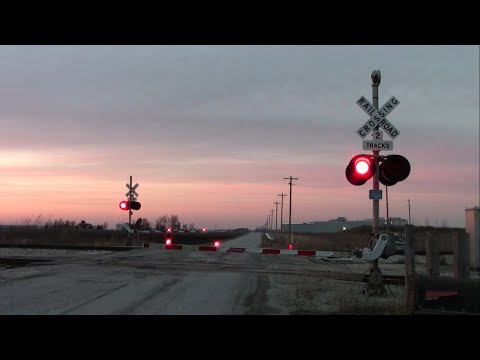 County Road 280 West Railroad Crossing - TPW 3442 and TPW 3443 near Remington, Indiana