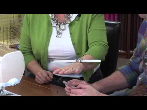 Quilting Celebrations: August Leaves Table Toppers with Kay Capps Cross and Jessica Jones