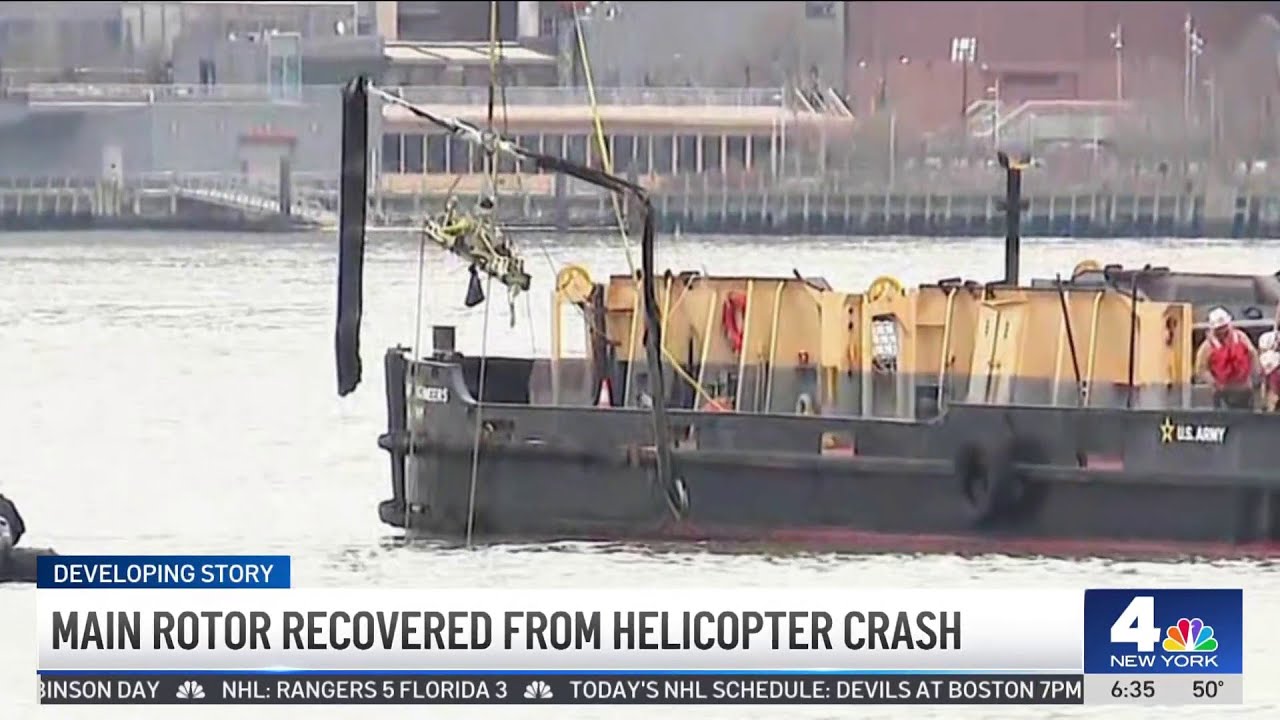 Main rotor recovered from Hudson River helicopter crash