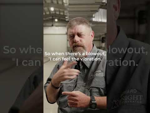 How a Deaf Trucker Works #trucks #trucking #driver #trucker