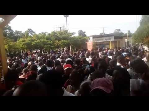 Job seekers at chandarana supermarket kakamega county, kakamega town.