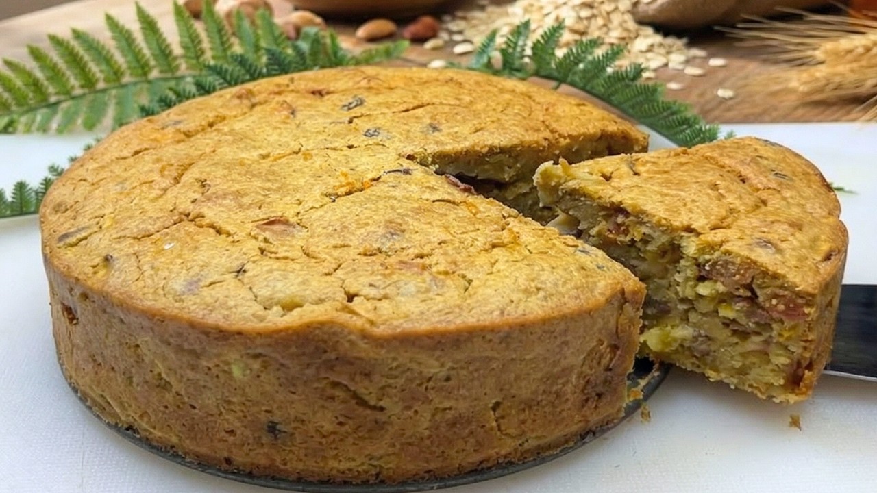 This healthy oat cake with carrot and apple is so good