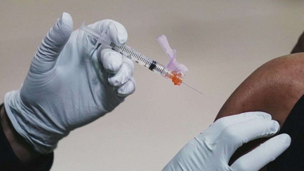 Moderna says new vaccine targets Omicron variant