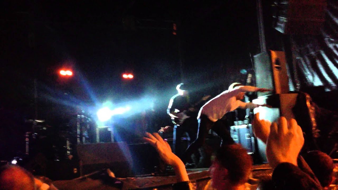 Happy Mondays legend Bez wants to strut his stuff on Strictly Come ...