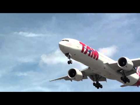 Tam Boeing 777-300 PT-MUF Landing London Heathrow 27R