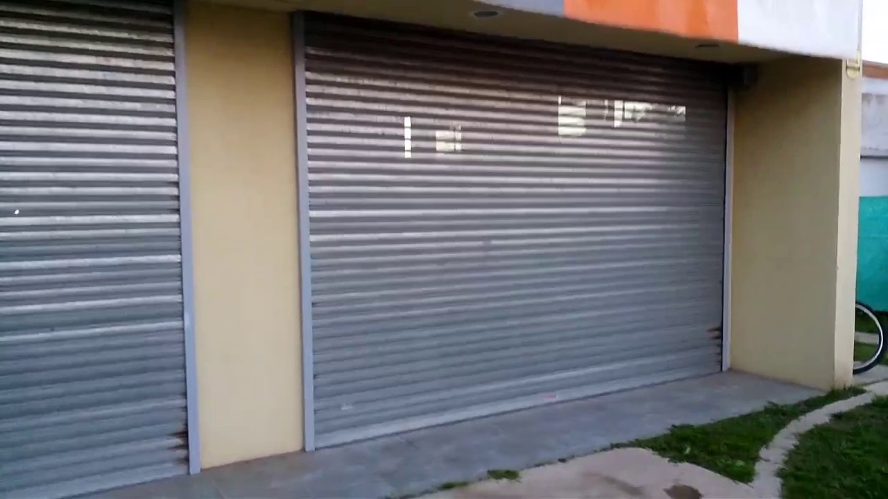 Local Comercial + Departamento a la venta. Roldan y Funes