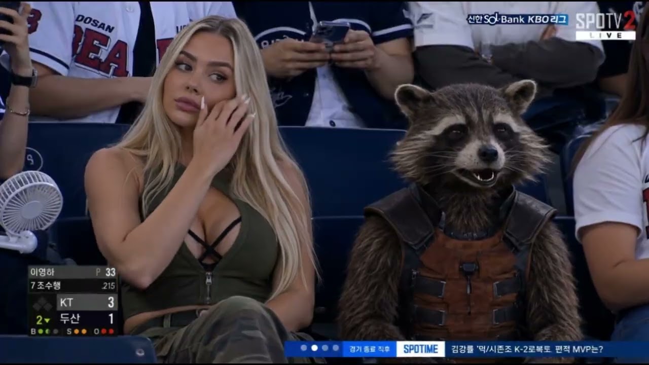 POV: you’re at a baseball game sitting next to Venom, Rocket Raccoon, an Avatar, and Ghostface 👀
