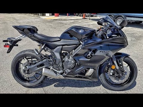 2025 Yamaha R7 Should You Still Buy This Middleweight Sportbike?