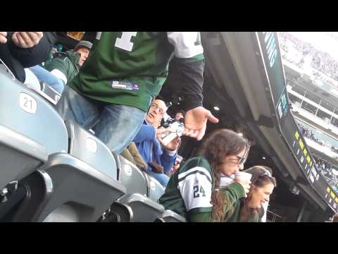 Die hard Jets fan flips out!!!