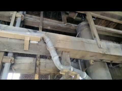 Newcomen atmospheric engine - inside the "fire house"