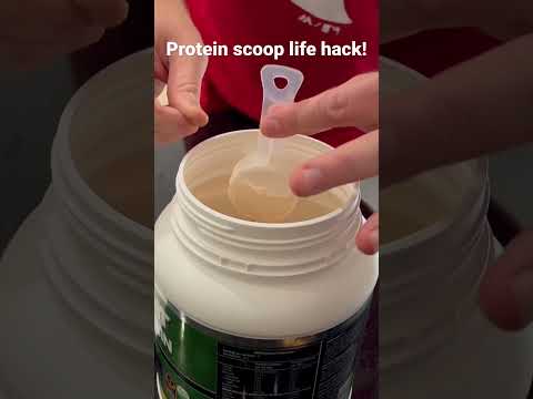 Protein scoop-life hack! #gymlife #proteinpowder #hangingout #crossfit #gymlifestyle #bulking