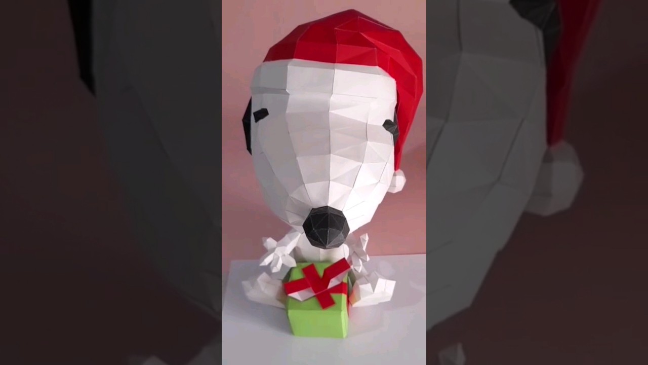 snoopy Christmas #fyp #artist #art #papercraft #peanuts #lowpolyart  #shorts #navidad