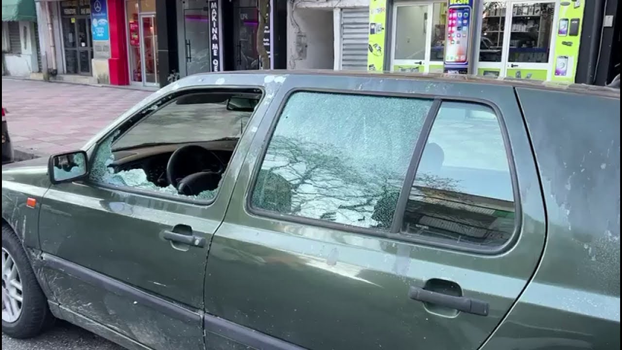 Top News/ I moshuari qëllon me çifte/ Shpëtojnë tre të rinjtë ... Top News/ I moshuari qëllon me çifte/ Shpëtojnë tre të rinjtë ...
