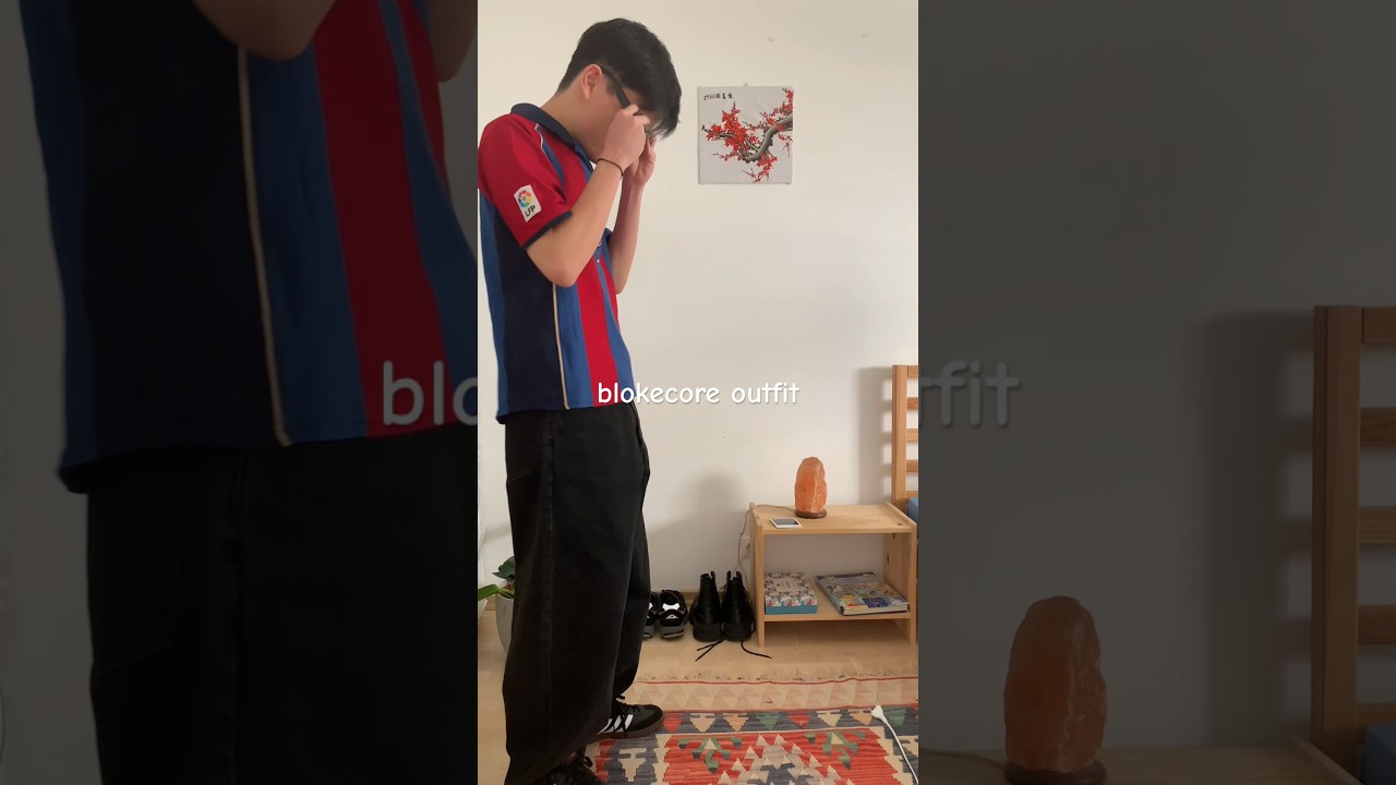 Blokecore outfit with 2001/02 Barca kit! #blokecore #menswear #ootd #outfitideas