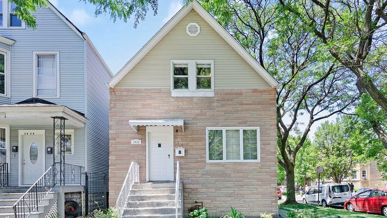 3456 North Avers Avenue