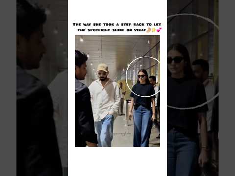 The way anushka took a step back🤌🏻💕#viratkohli #anushkasharma #virushka #viratkohliedits #shorts