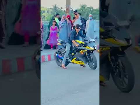 #Best bike#yamaha#ktm#r15#tiktok#bike#funny video#r15 v3#r15 v4# r15 v3 Indian#r15 Indonesia#ktm125