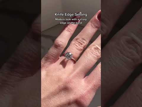 How will we ever decide? #engagementring #solitairerings #jamesallen #diamondengagementring