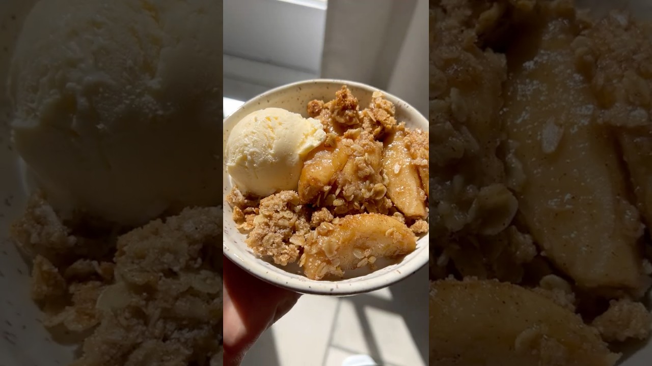 The BEST Apple Crisp!