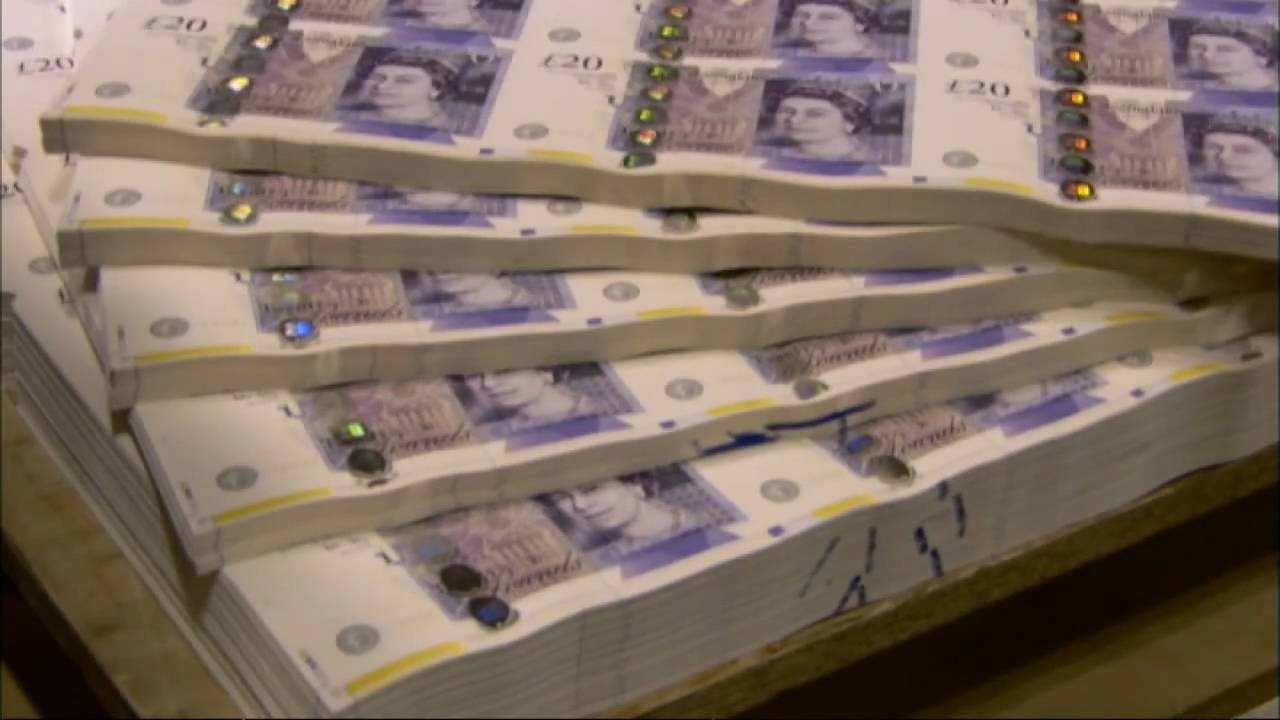 Bank of England holds interest rates at 0.5%