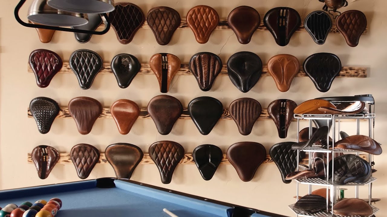 Luxury Motorcycle Seats and Saddlebags - Showroom ALEX LEATHER CRAFT in Geldern Germany