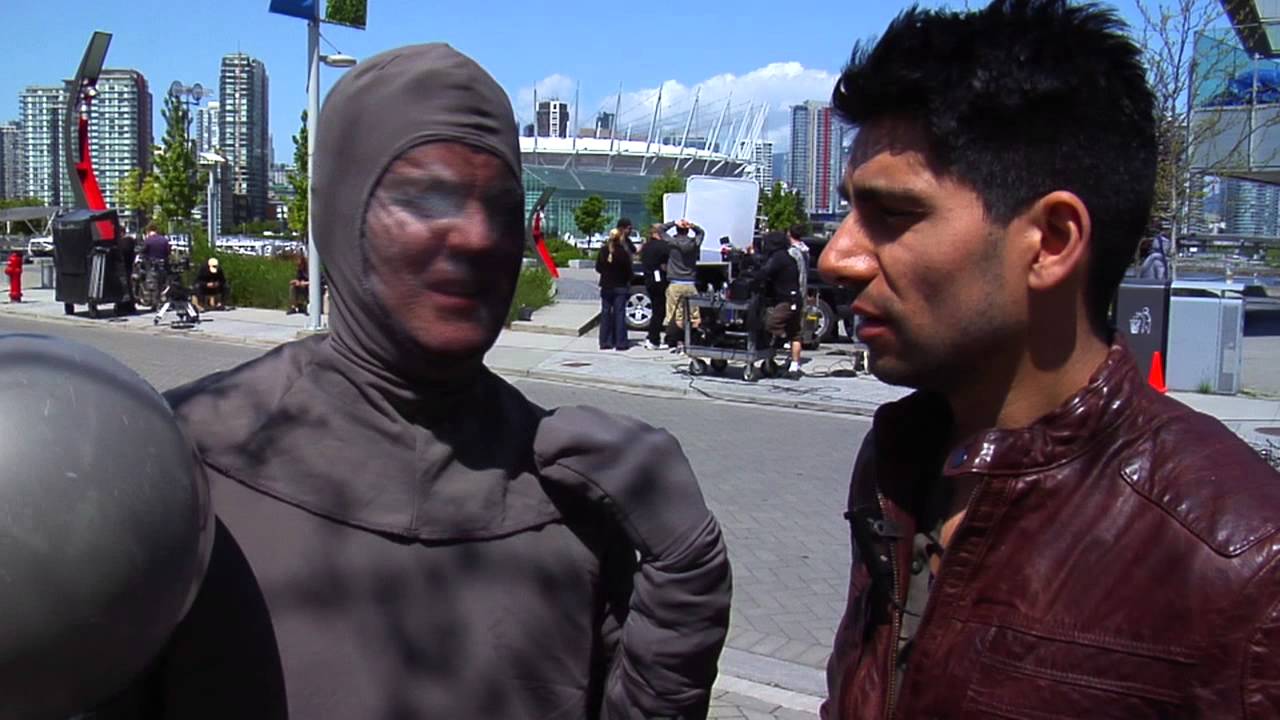 Primeval: New World Featurette 108