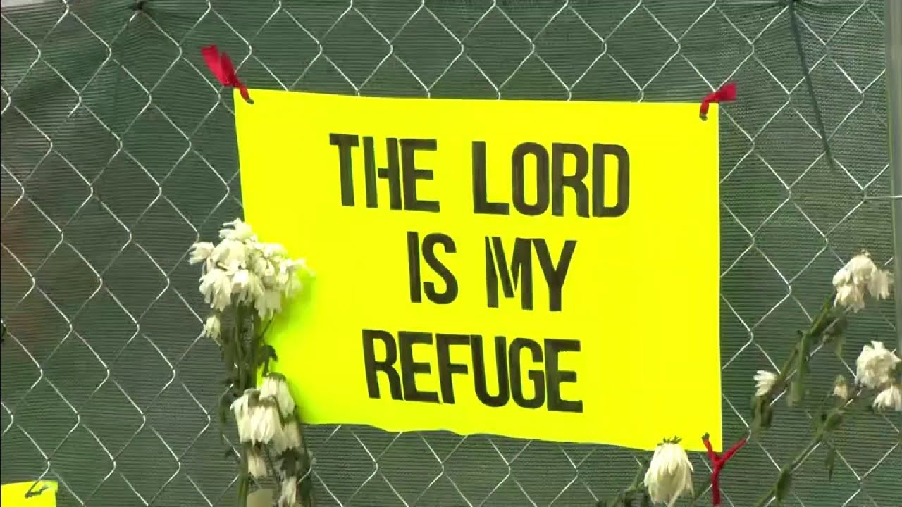 Memorials grow in Surfside as search for Surfside victims continues