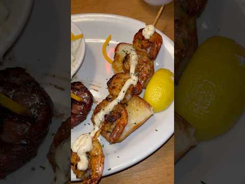 Do Texas Roadhouse got the best ?food #foodie #texasroadhouse #fyp #goodeats