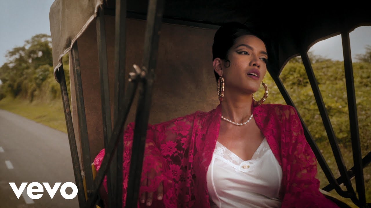 Meet SYA, A Malaysian Female Rapper Who Raps Despite of Taboo ...